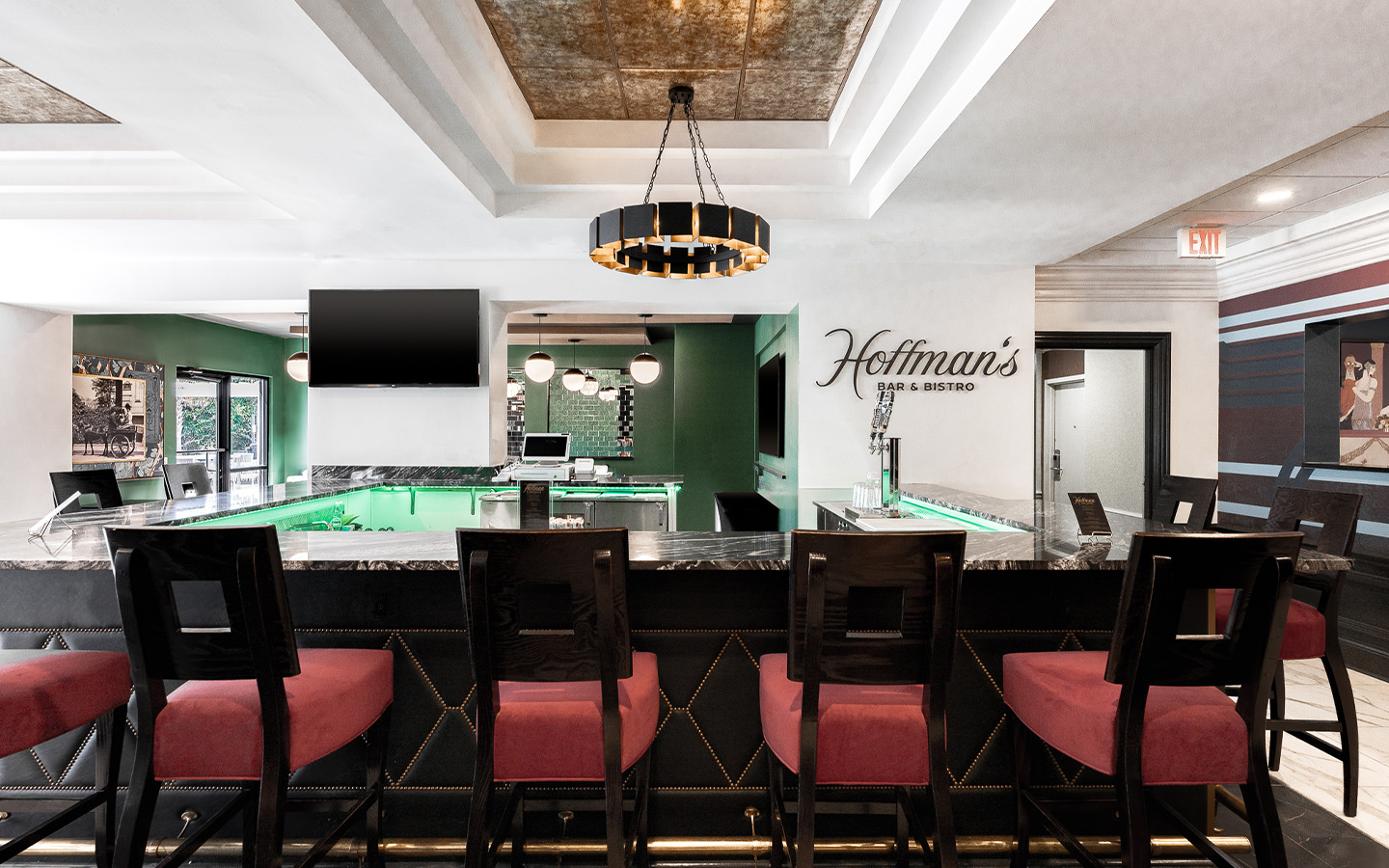 Hoffman’s Bar & Bistro